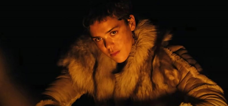 Fuori dall'oscurità, la recensione: un particolare horror preistorico