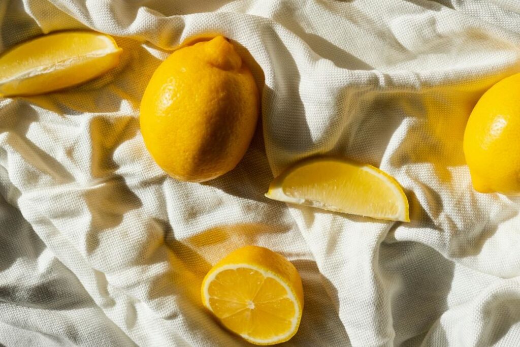 Cinque proprietà del limone che forse non conosci