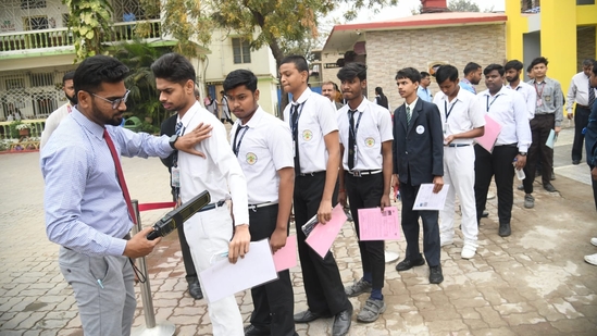 CBSE Class 10 Maths Exam 2025 Analysis Highlights: Paper lengthy ...