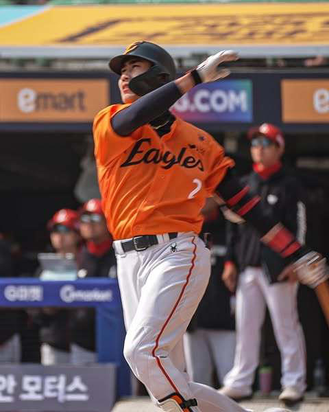 한화, SSG 3-1 꺾고 시범경기 2연패 뒤 첫 승…폰세 4이닝 무실점-심우준 2타점 2루타