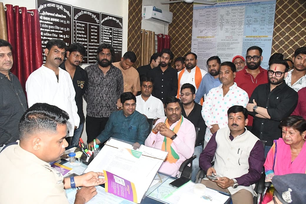 Indore: BJP Demands FIR Against MLA Ashwin Joshi Over Remarks On Mayor ...