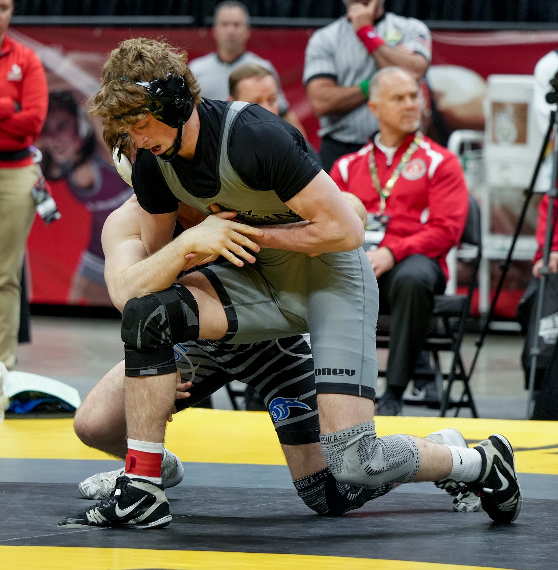 OHSAA wrestling: 10 Akron/Canton-area wrestlers win state titles; Perry ...