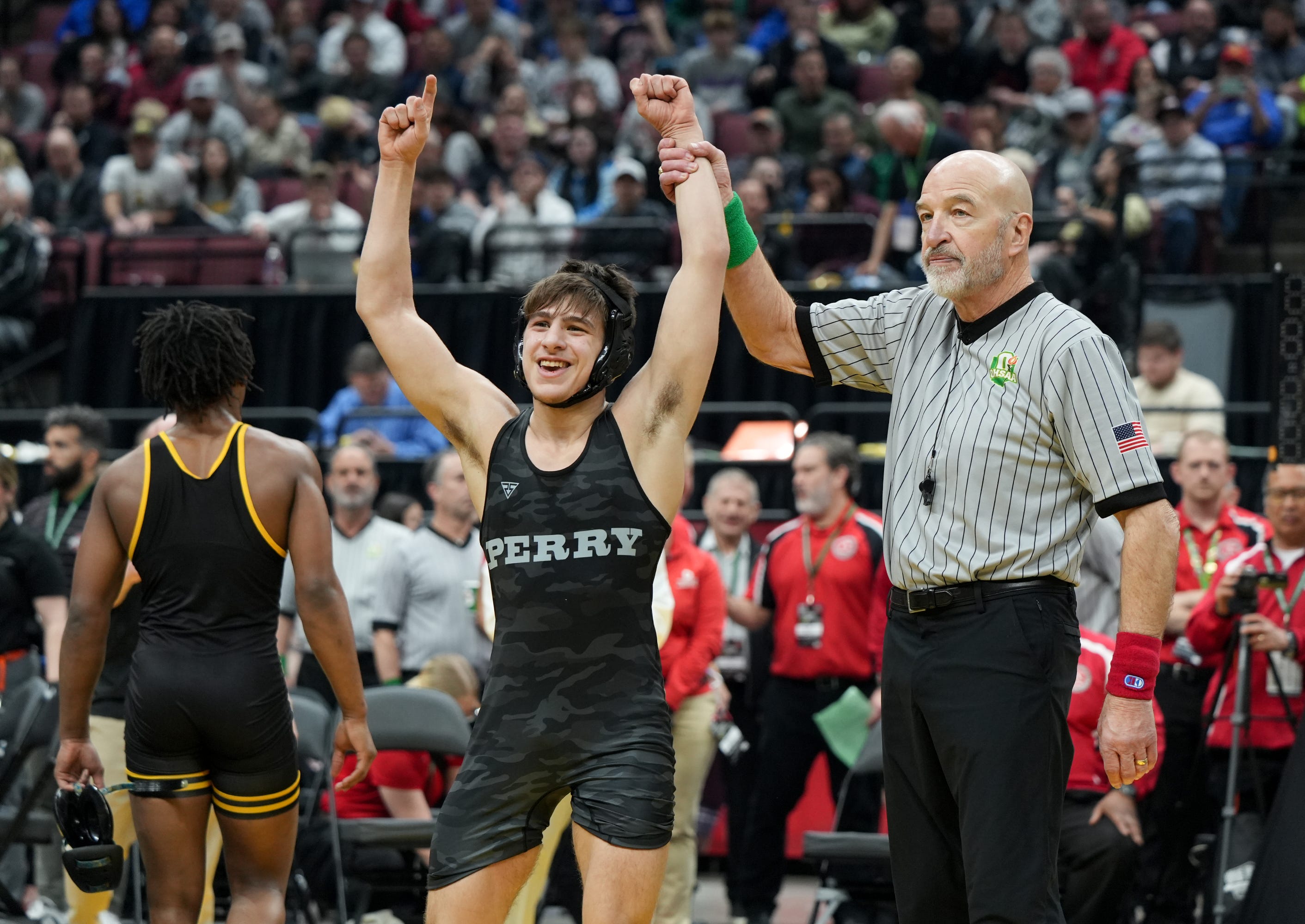 OHSAA wrestling: 10 Akron/Canton-area wrestlers win state titles; Perry ...