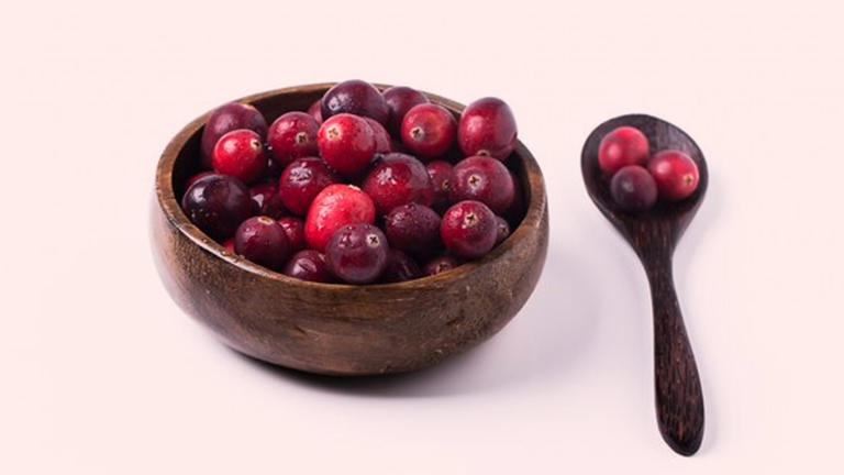 Can Cranberry Juice Boost Your Heart Health? Risks And Benefits