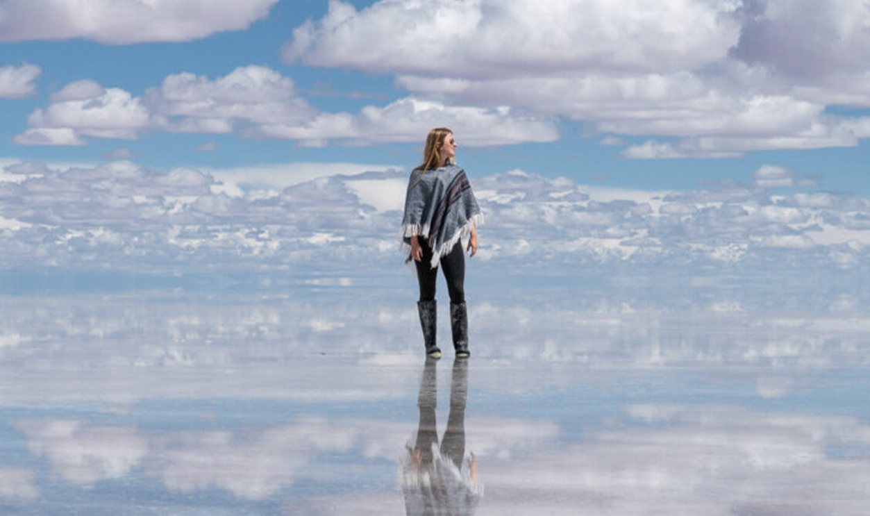 Incredible Photos Of The World's Largest Mirror