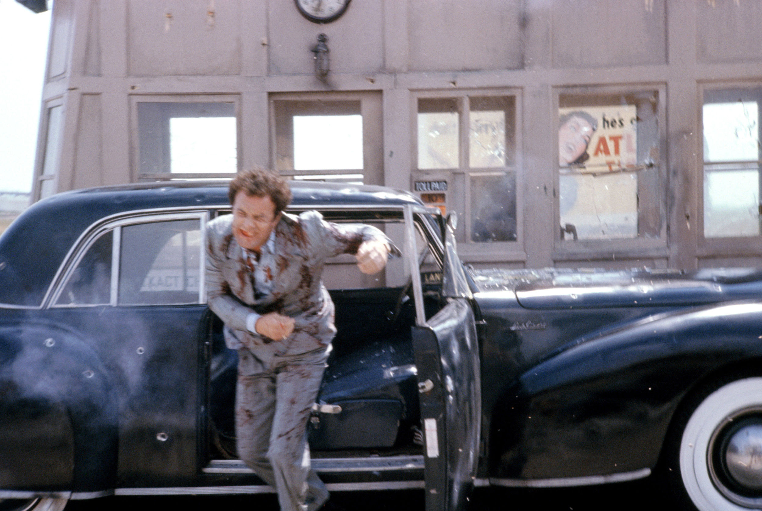 La fiancée du chanteur des Faster Pussycat, Kimberly Burch, décède ...