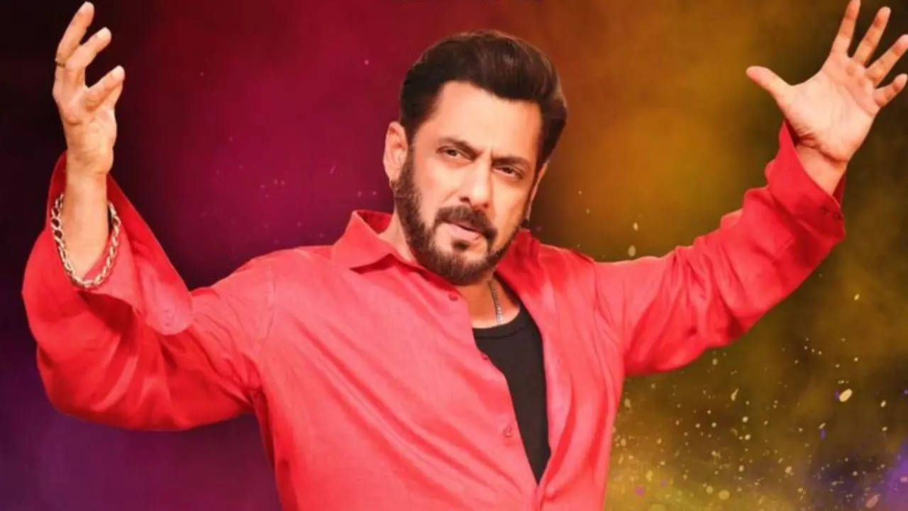 Salman Khan shows his signature swag in 'Sikandar's' 'Bam Bam Bhole ...