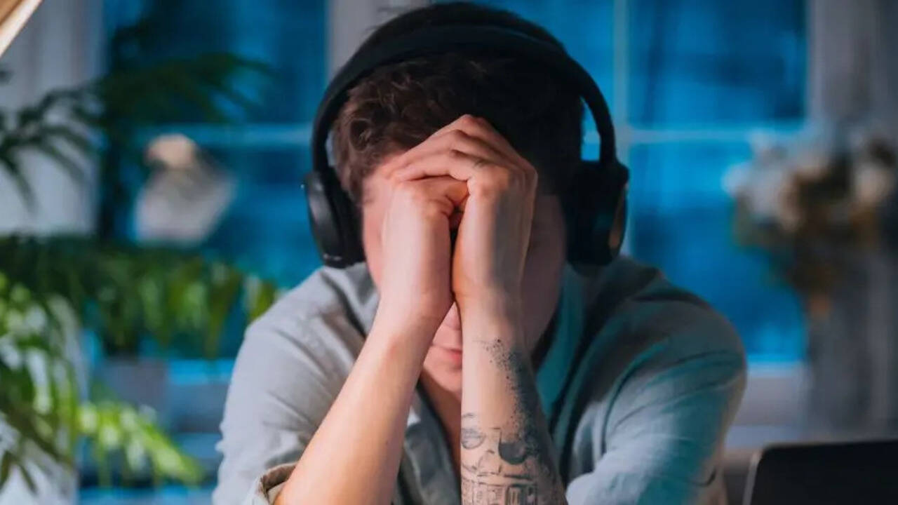 You Might Be Suffering From Imposter Syndrome—Use These Simple Signs To ...