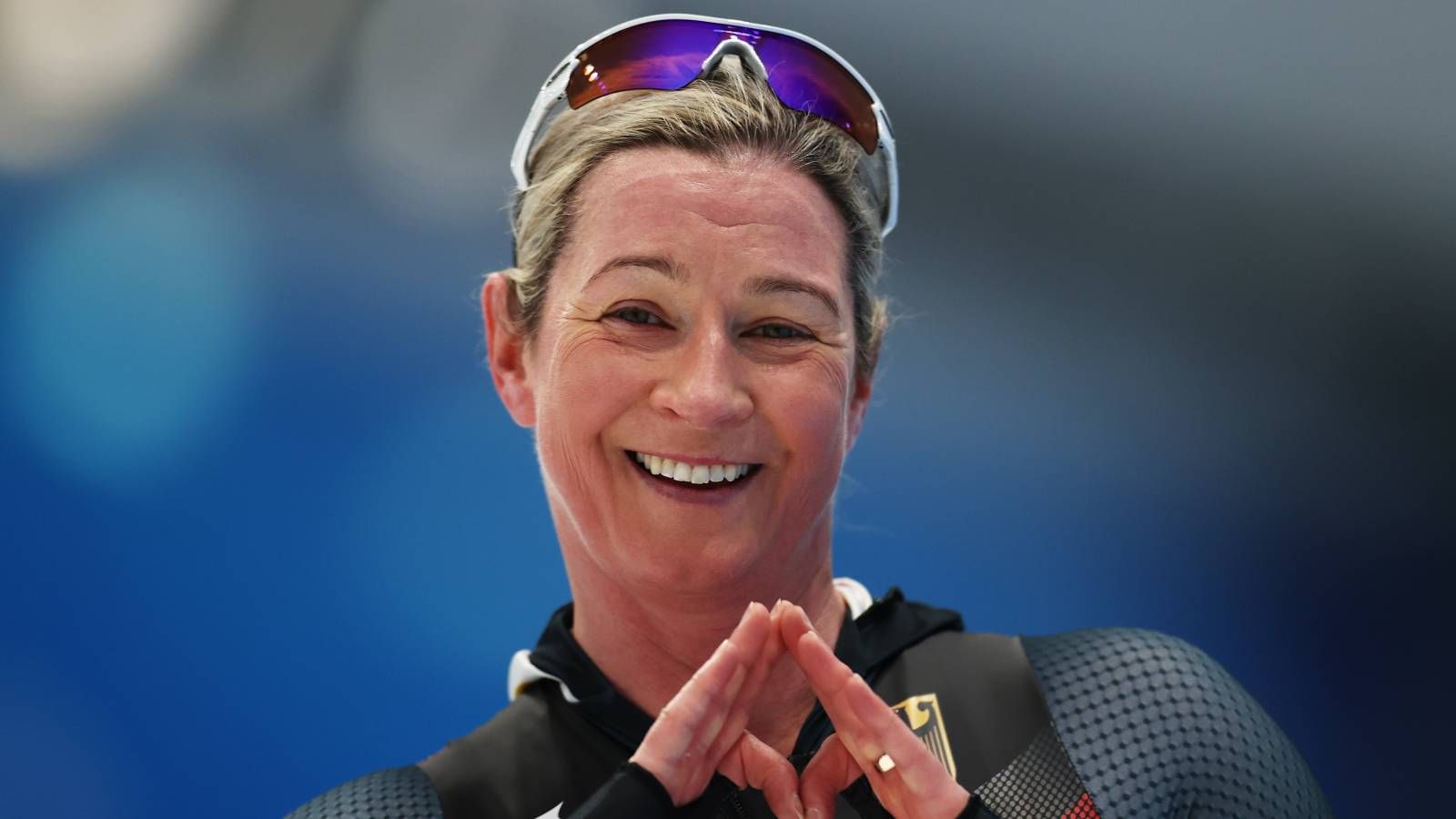 "Jetzt ist es soweit": Eisschnellläuferin Claudia Pechstein beendet ...