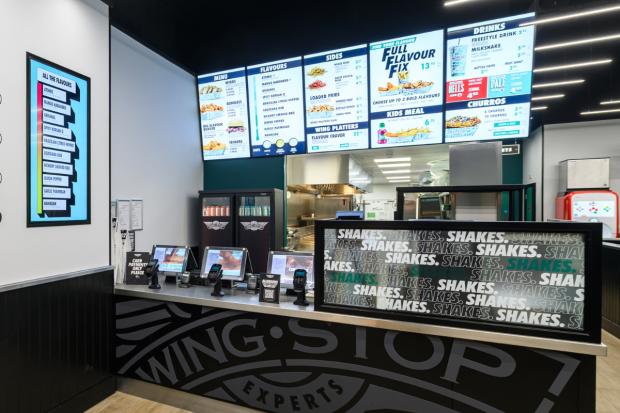 Popular chicken wing chain opens new restaurant at south Essex shopping ...