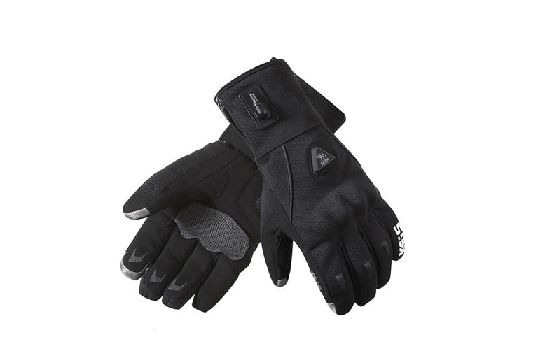 Best winter motorcycle gloves to keep your hands warm and dry
