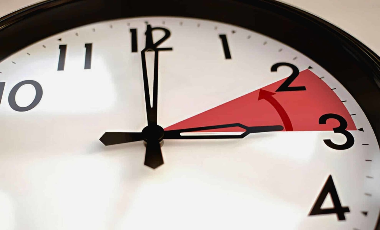 After Elon Musk’s Call to End Clock Changes, New York Senator Pushes ...