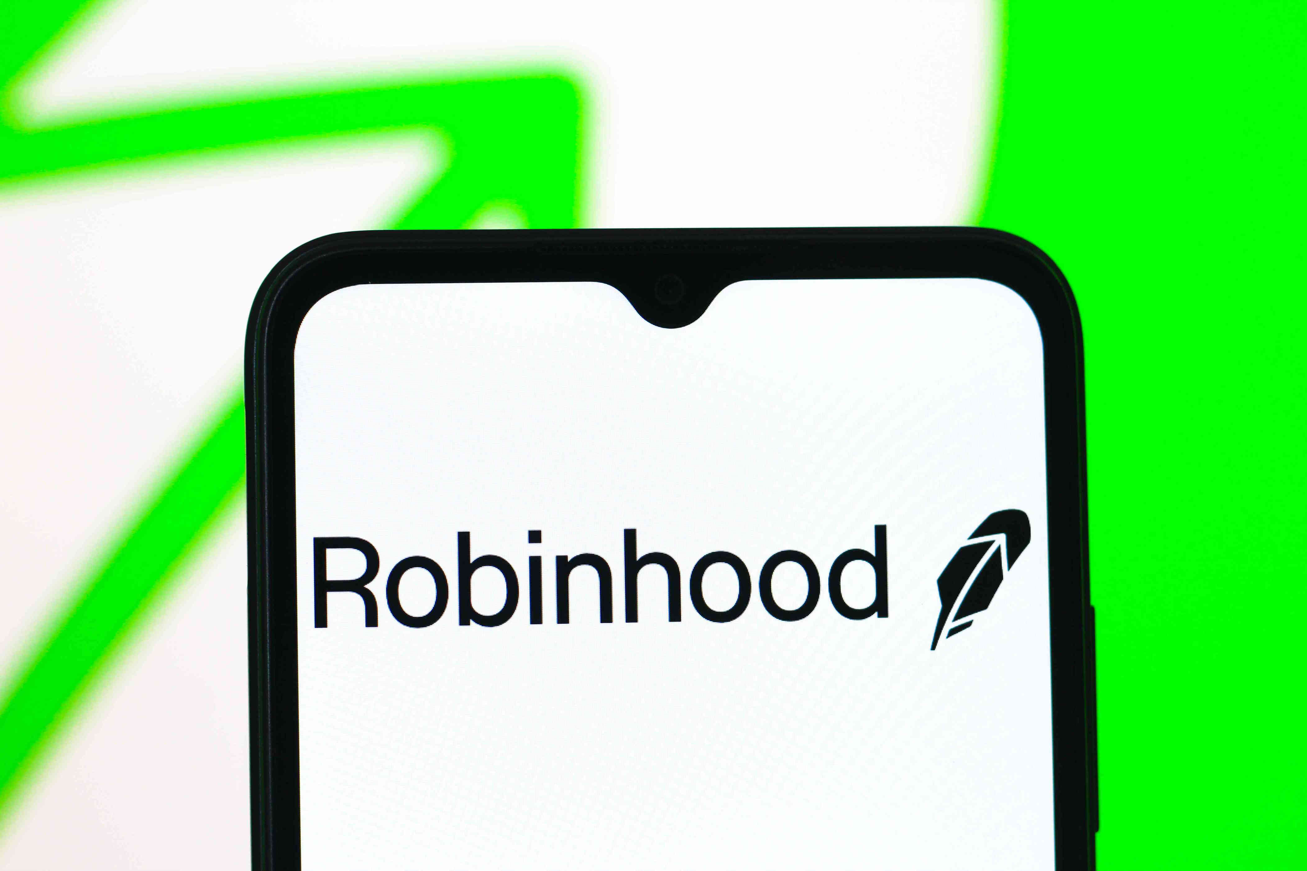 Robinhood Stock Drops Nearly 20% in Monday Trading