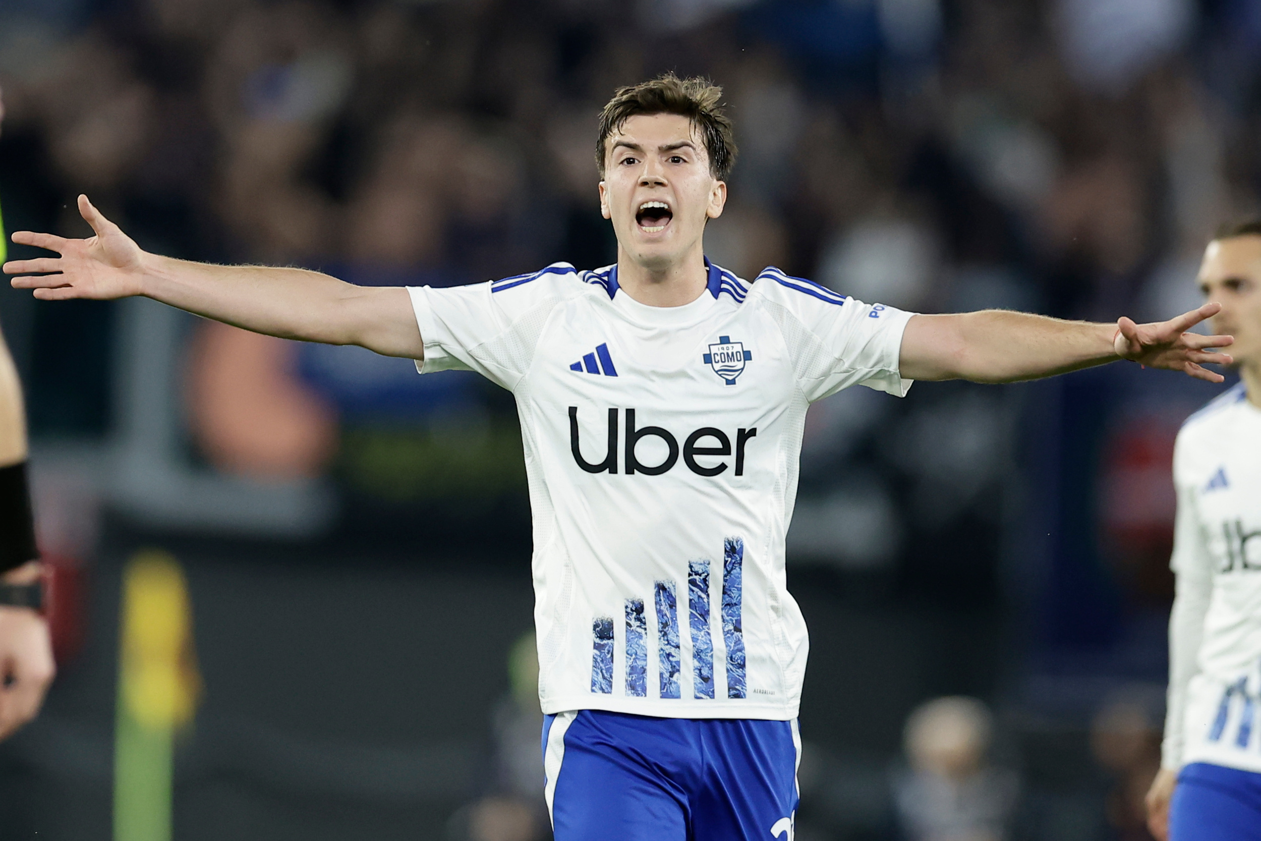 Maximo Perrone is developing at Como but his future may lie away from ...