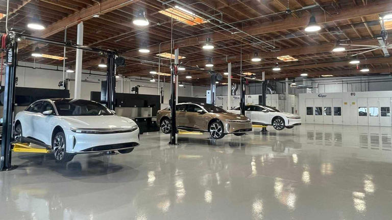 Navi Mumbai News: ICL High School Alumni Reunion In Vashi Celebrates 18 ...