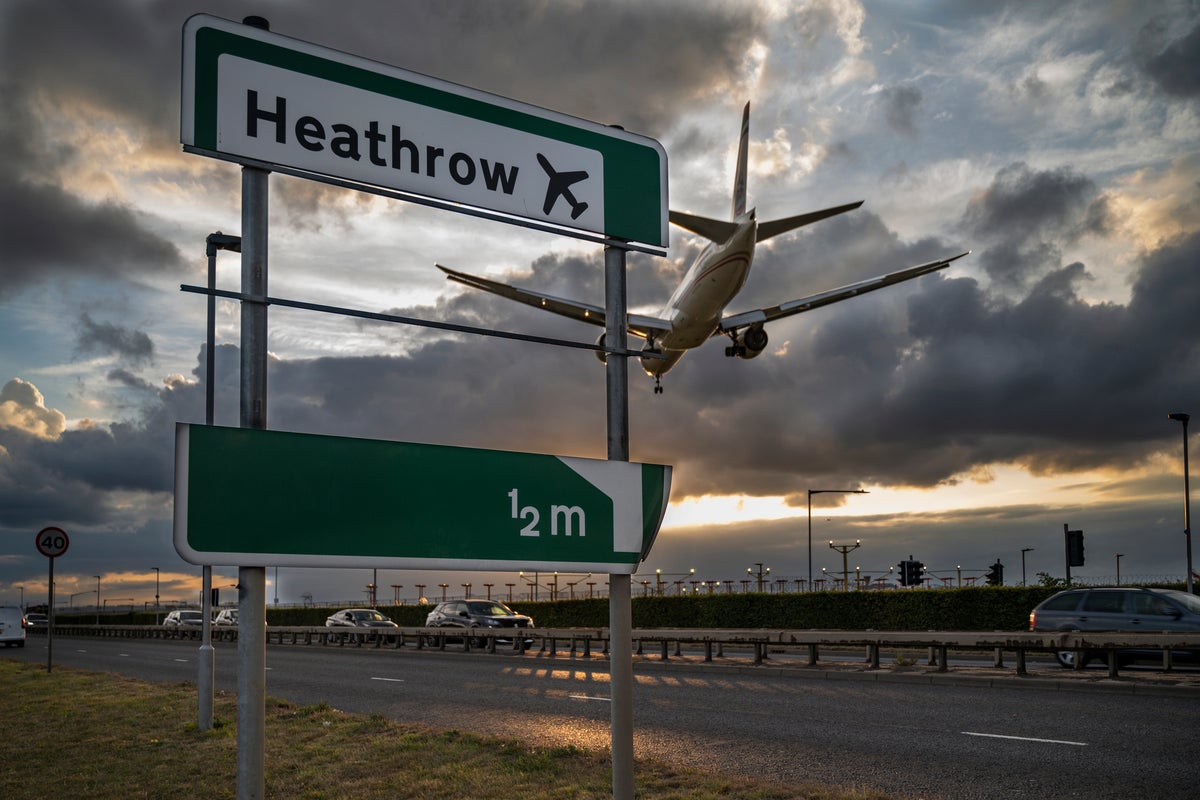 Airlines voice significant concerns about Heathrow third runway amid ...