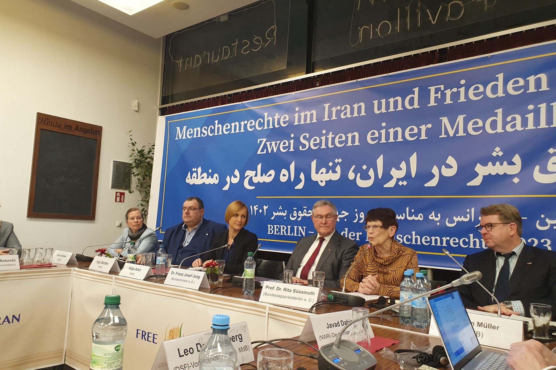 Ende der Mullahs in Iran? Sahar Sanaie teilt ihre visionäre Einsicht