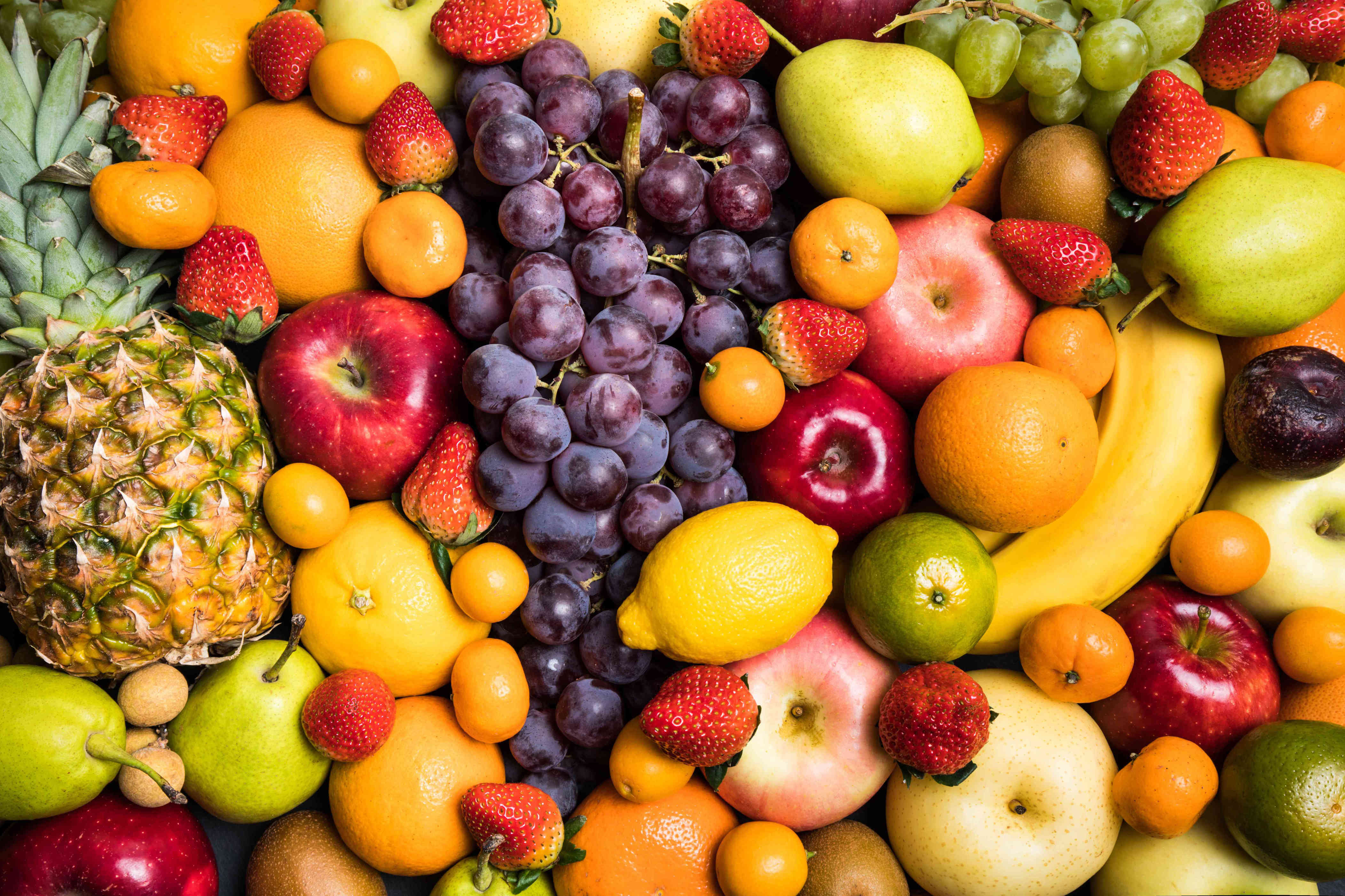 5 Fruits You Should Never Refrigerate, According to an Expert