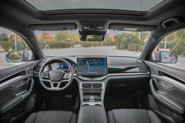 El nuevo BYD SEAL U DM-i Comfort sube la apuesta y aprieta al Volkswagen Tayron PHEV con más ...