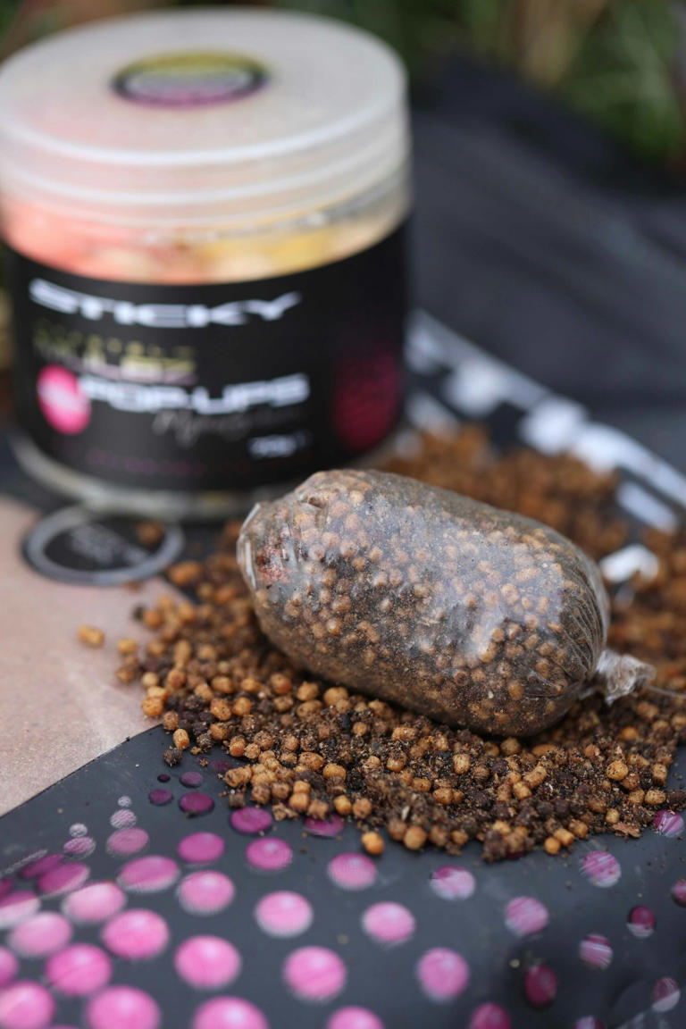 10 essential spring carp fishing tips | Tom Maker