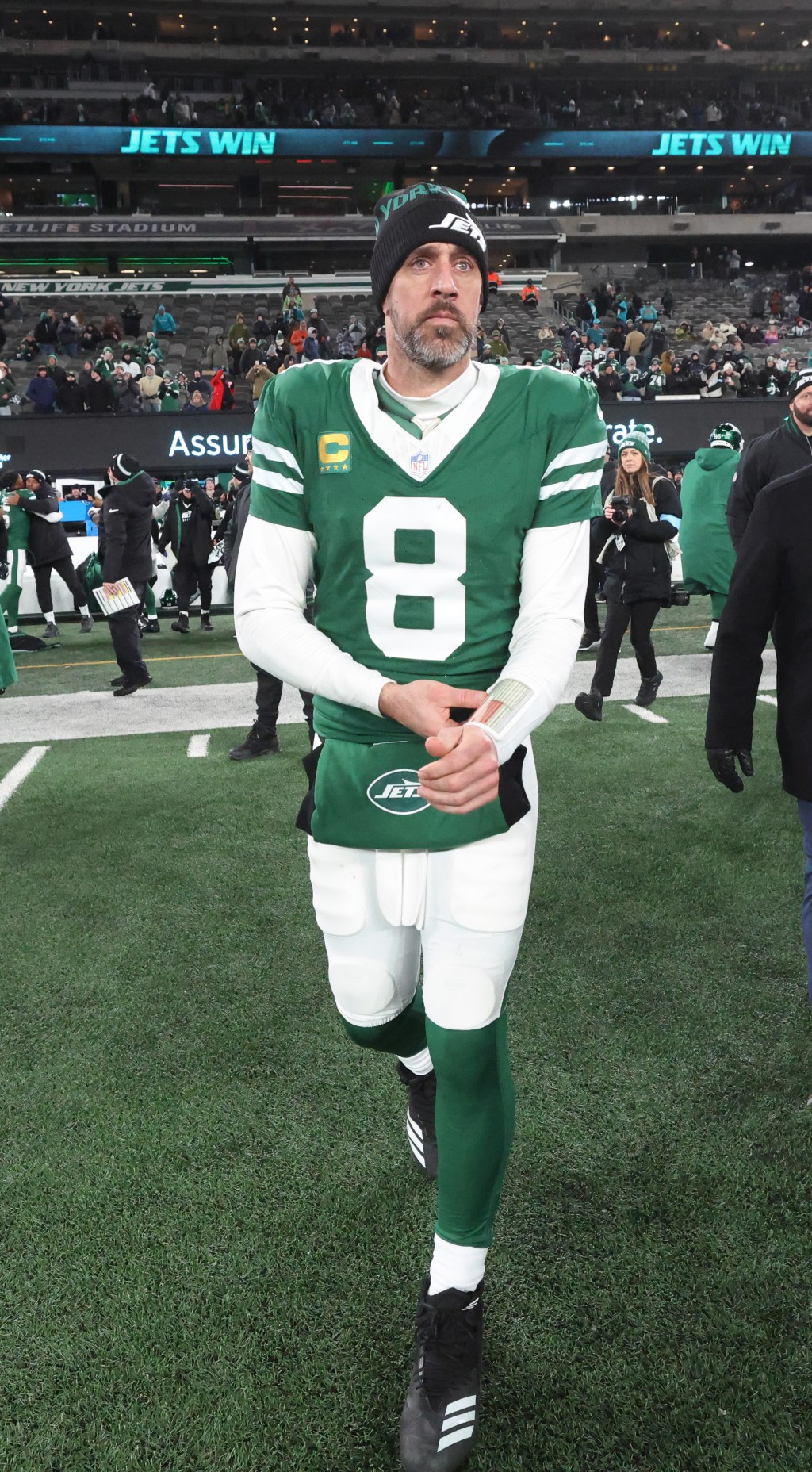 Aaron Rodgers talking to Steelers deal as Justin Fields NFL free agency ...