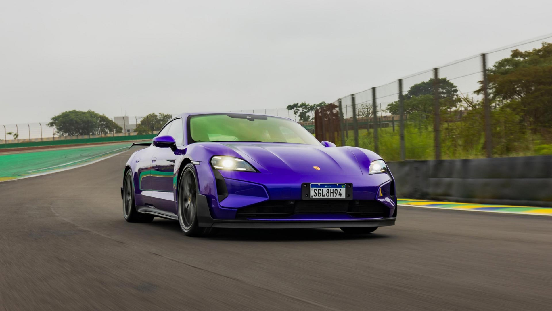 Wild 1,108hp Porsche Taycan Turbo GT breaks another lap record