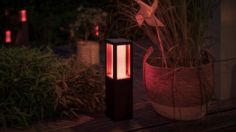 Philips Hue's new outdoor smart lights have finally arrived in the US