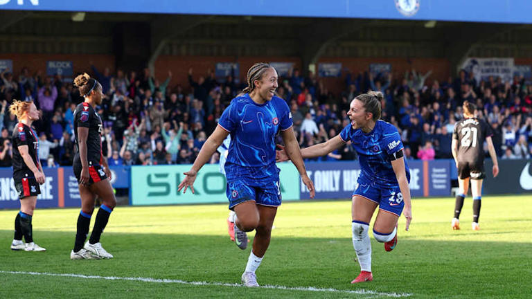 10 Cruisers That Marry Muscle Bike Power With Long-Distance Comfort