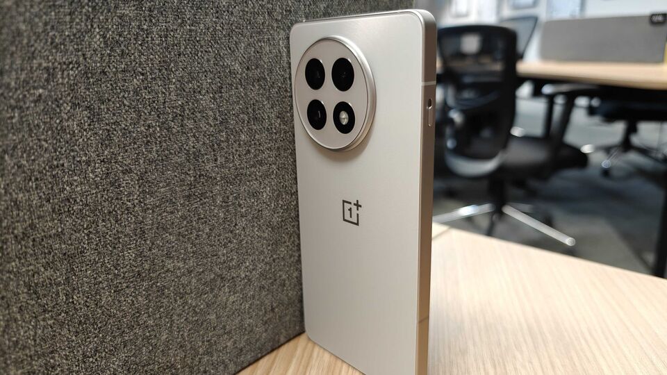 OnePlus drops ‘Alert Slider’: Is it paving the way for a customisable ...