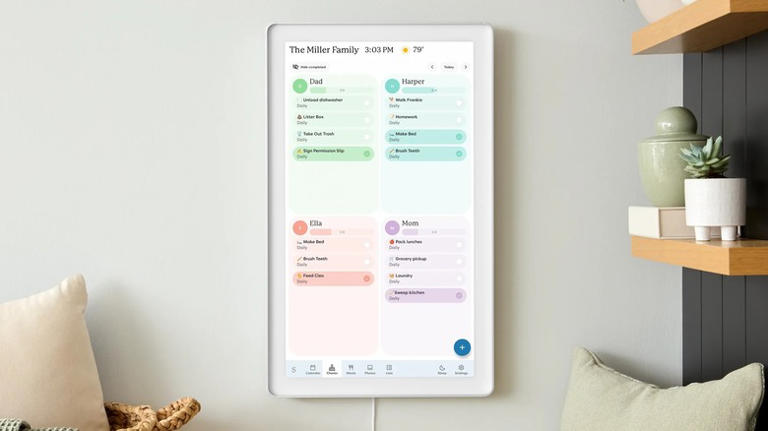 Skylight Digital Calendar: The Pros, The Cons, And Is It Worth Your Money?