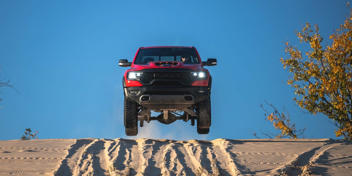 Report: Ram 1500 TRX Will Return in 2026 with Hemi V-8 Power