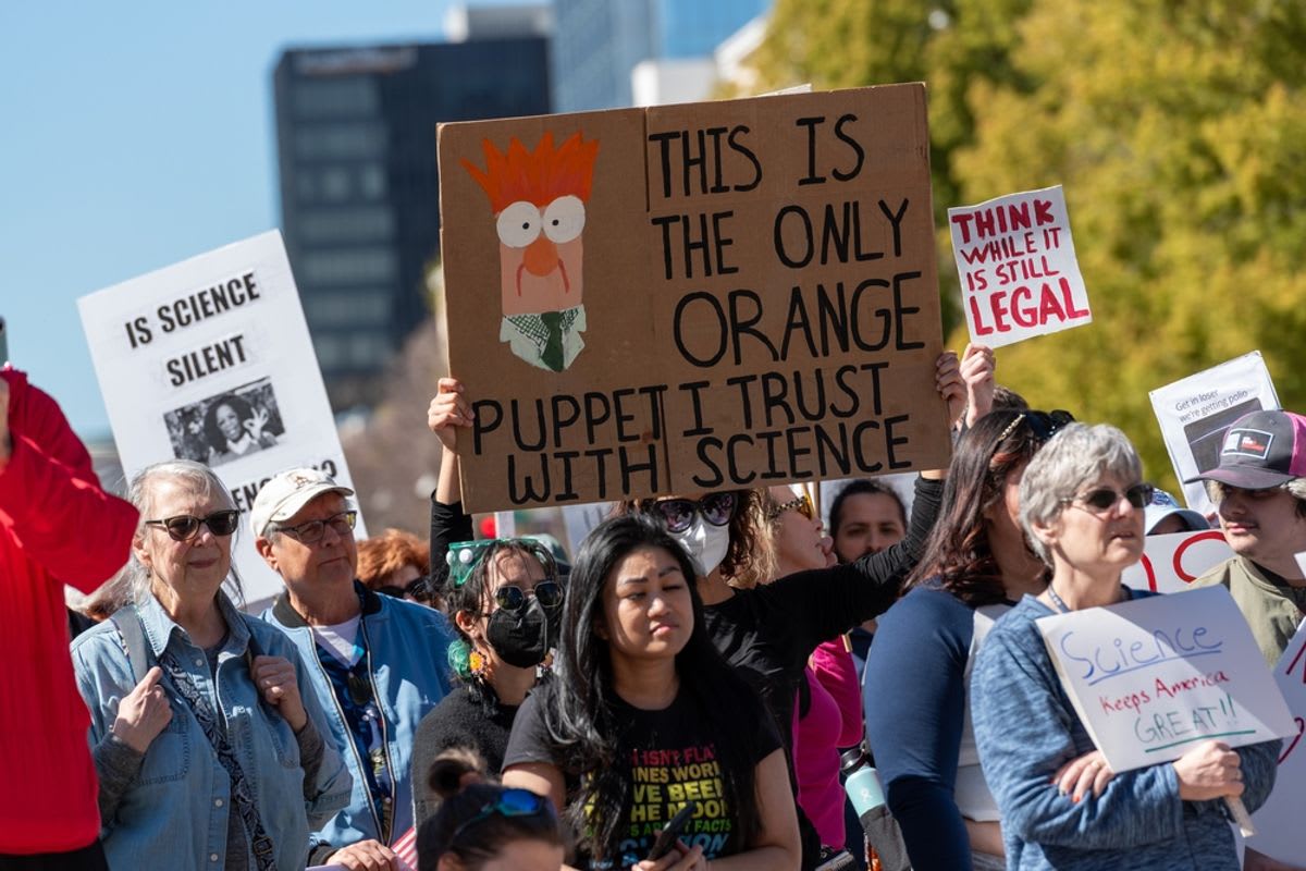 Thousands Join "Stand Up for Science" Rallies Across US Protesting ...