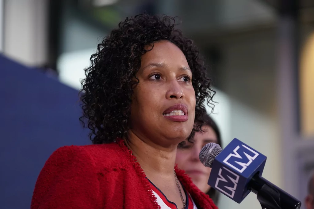 Stopgap funding bill would cut DC budget by $1 billion