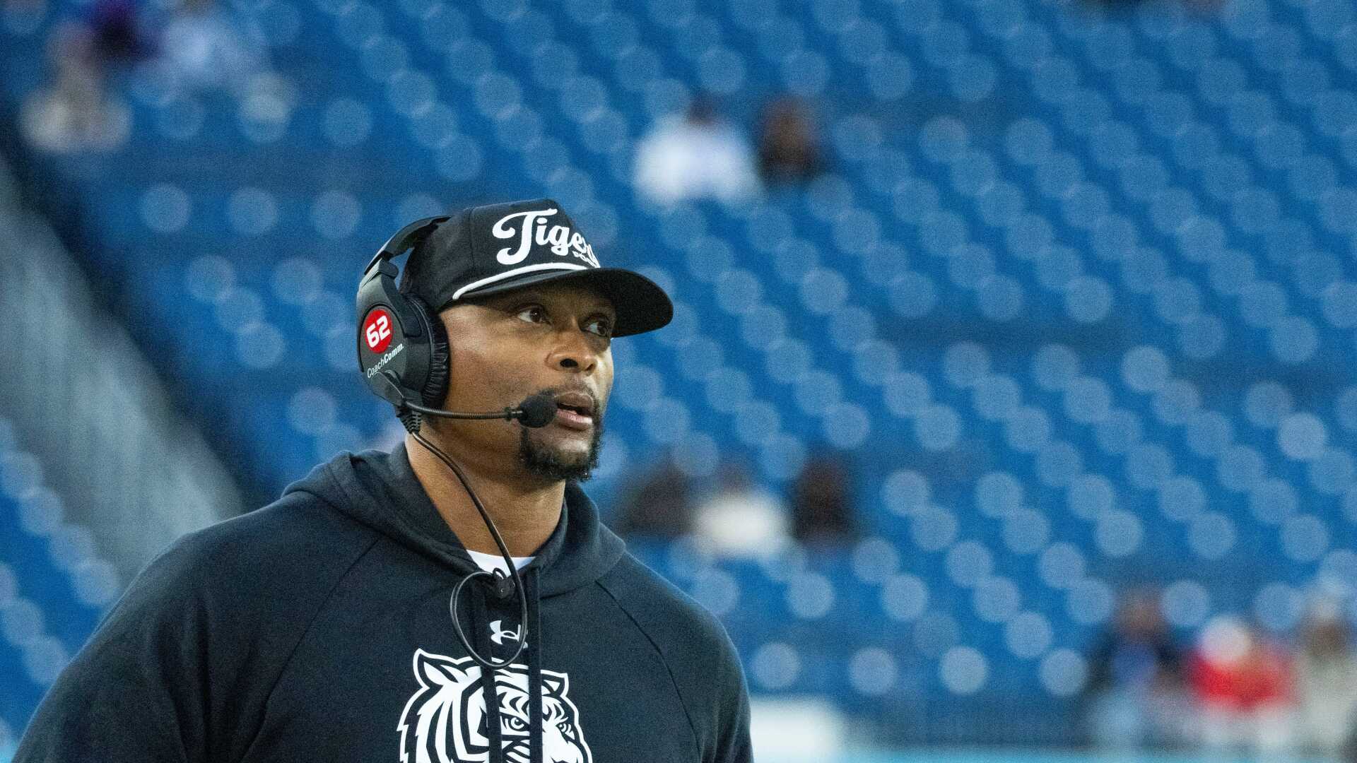 Eddie George relishes challenge in taking over at Bowling Green