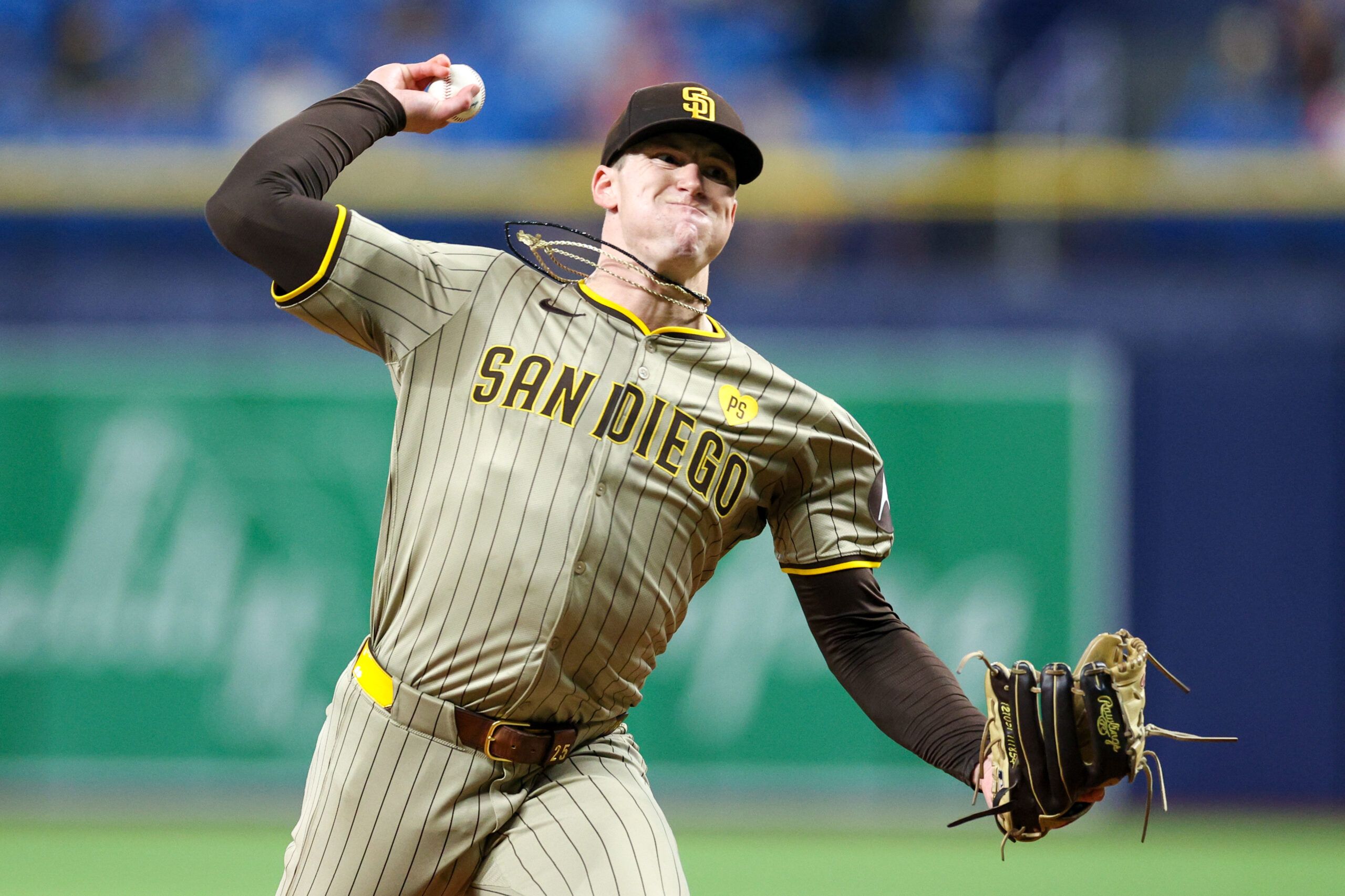 Padres to be down two pitchers on Opening Day due to injuries