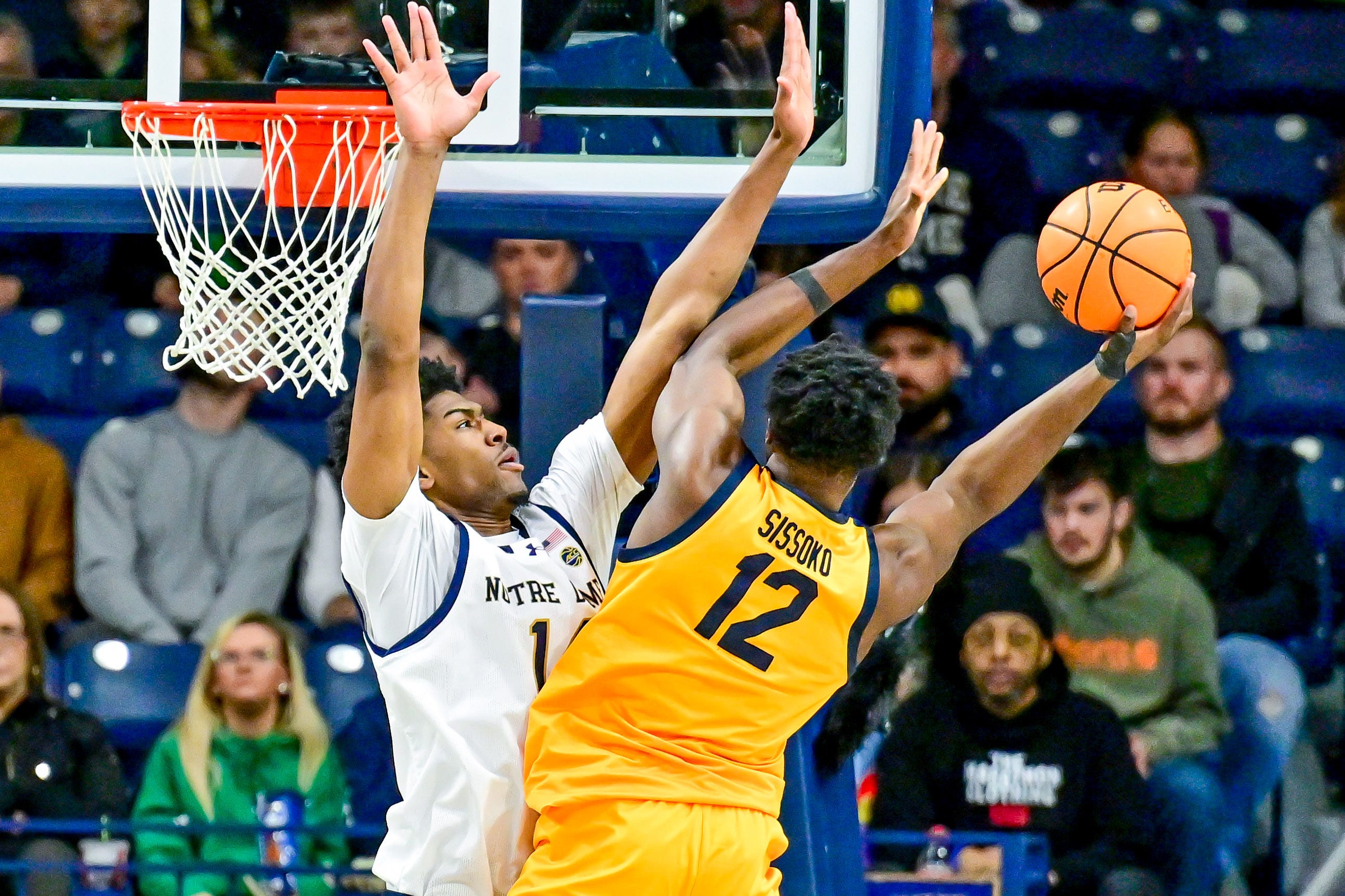 What starter was missing from Notre Dame basketball lineup to open ACC ...