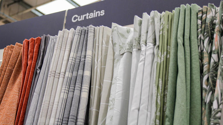 How The Color Wheel Can Help You Choose The Best Curtains For Your Space