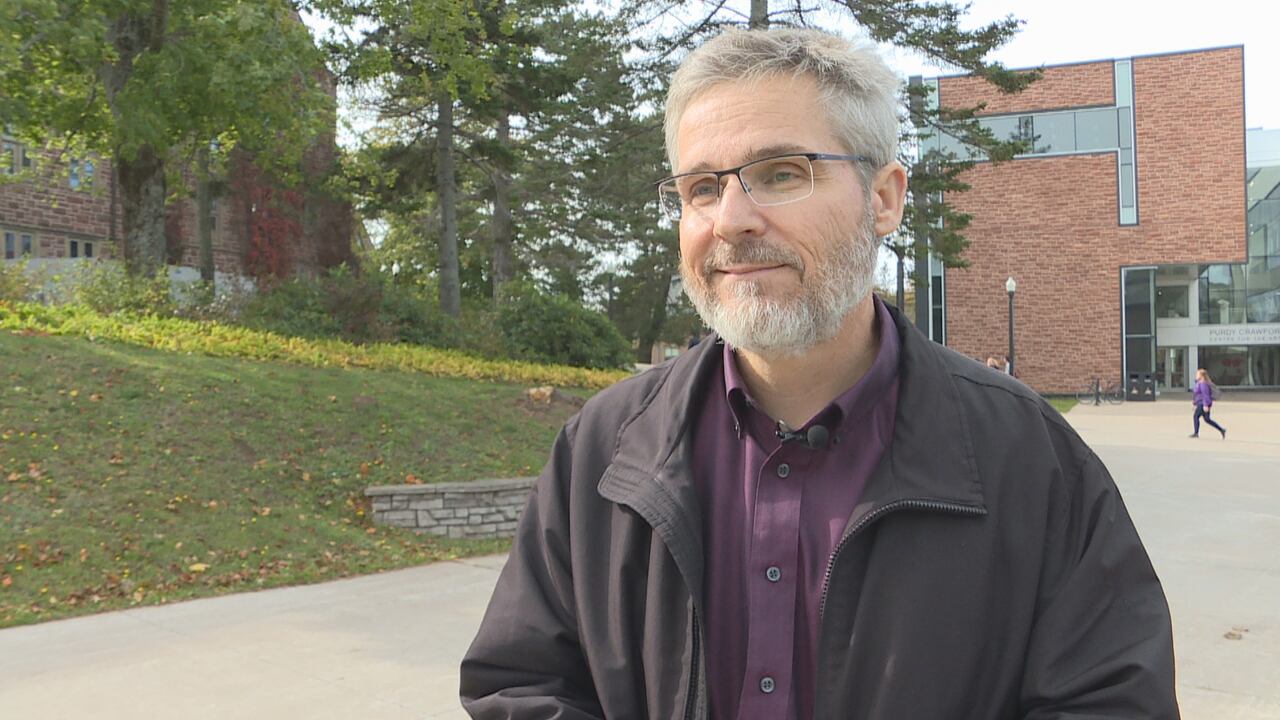 New federal Liberal leader must be ready to defend against U.S. threats ...