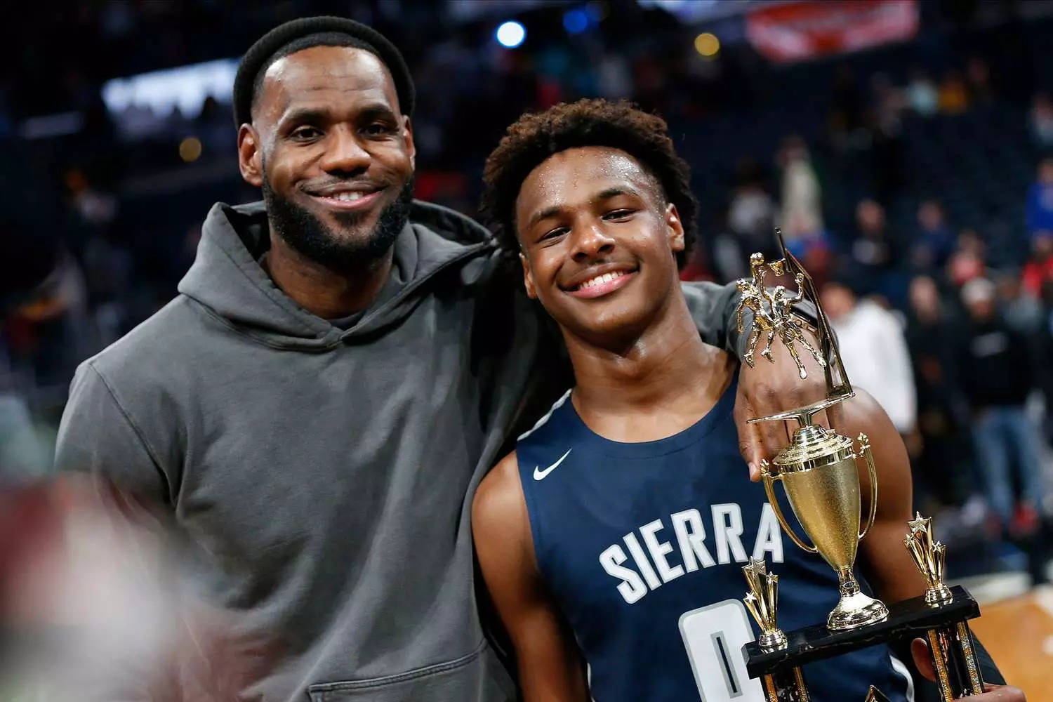 Bronny James’ explosive dunk turns heads as he continues to shine for ...