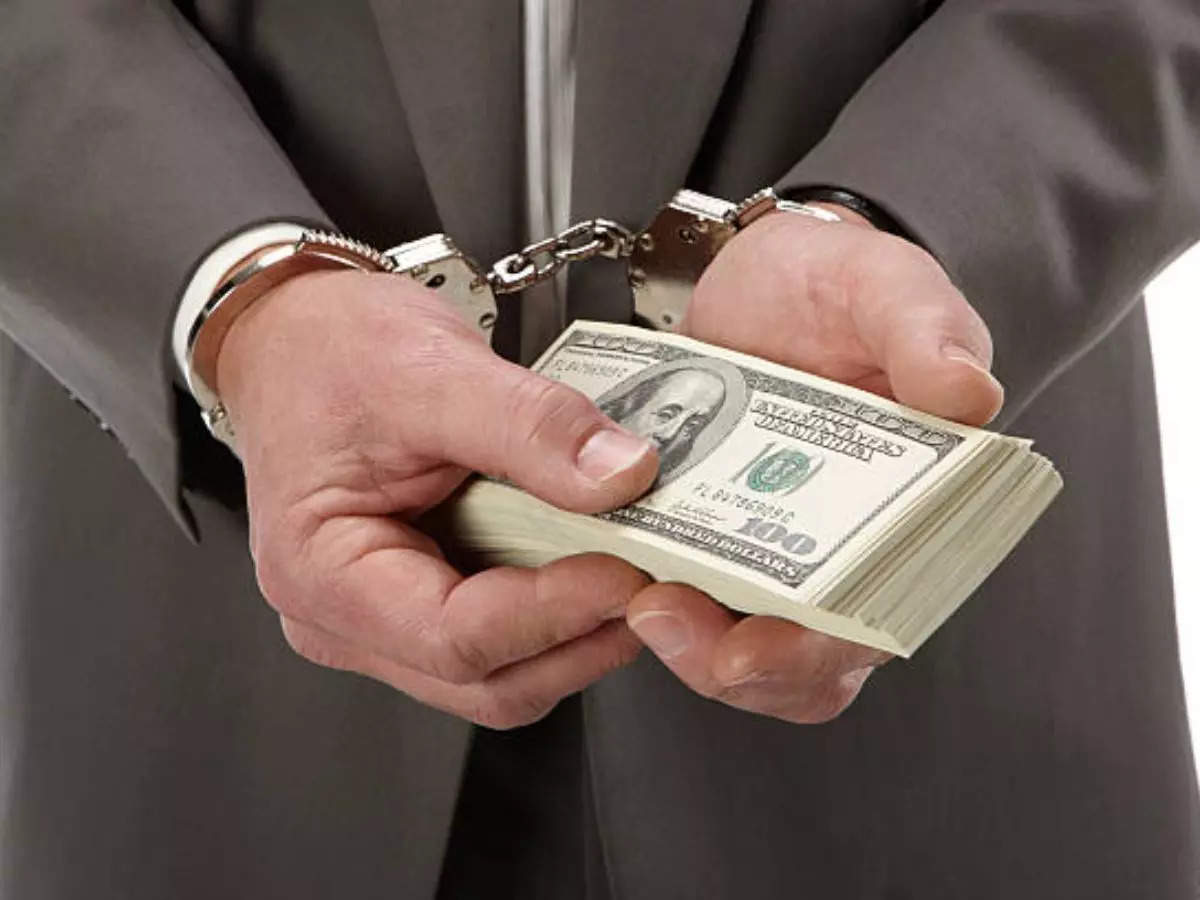 Corrupt HR manager made whopping Rs 20 crore by firing workers but ...