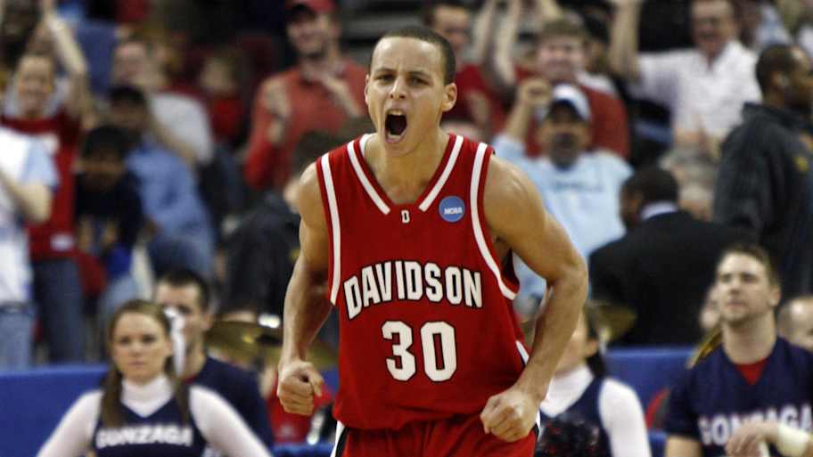 Steph Curry Takes Assistant GM Role With Davidson in First for Active ...