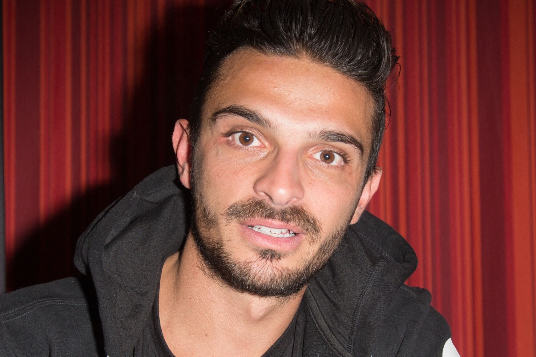 «Méfiez-vous, c’est souvent des arnaques» : l’influenceur Julien Tanti ...