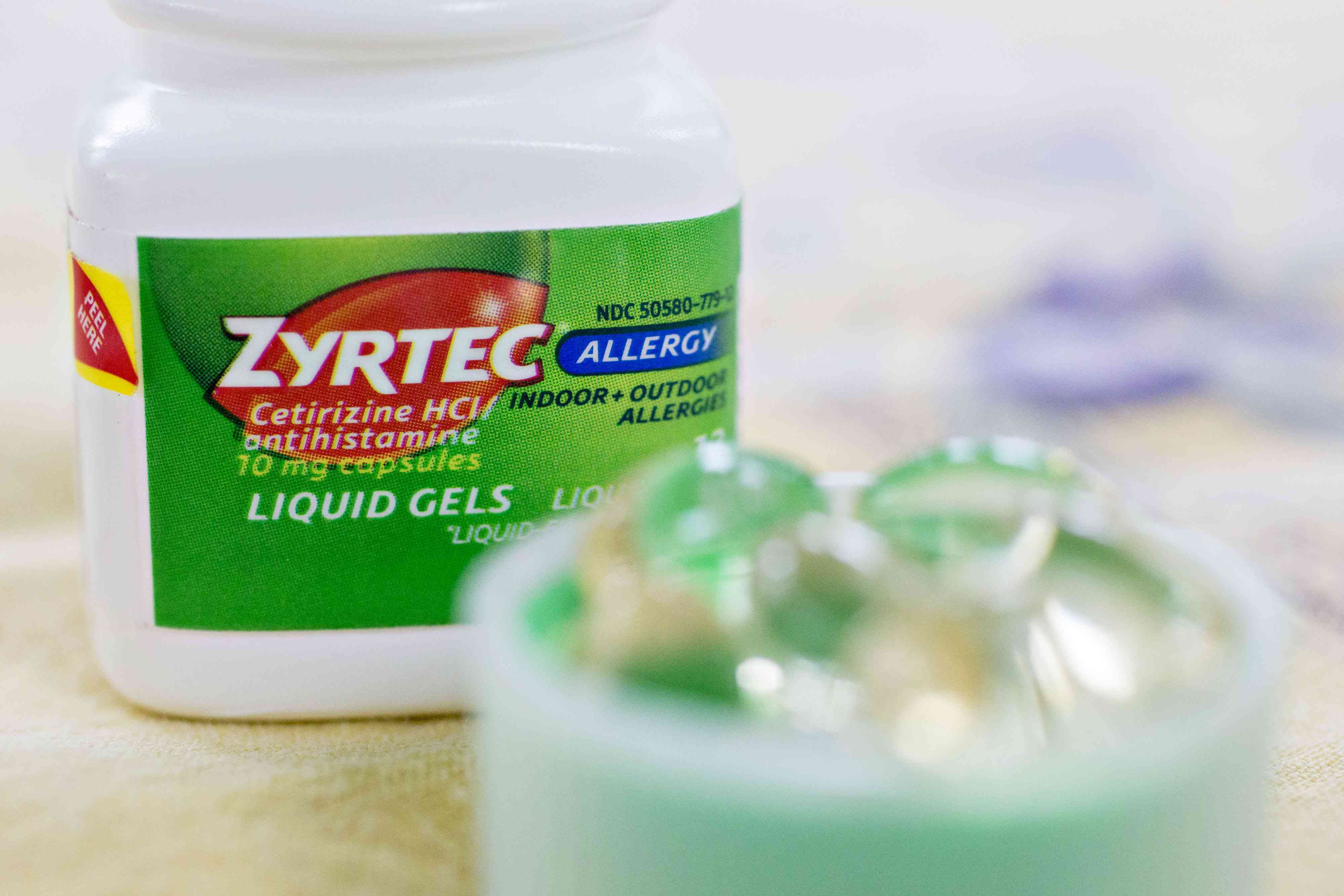 Xyzal vs. Zyrtec: How do they compare for allergies?