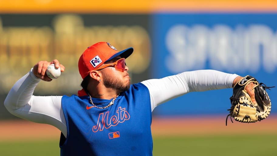 New York Mets Skipper Gives Even More Disappointing Update on Catcher ...