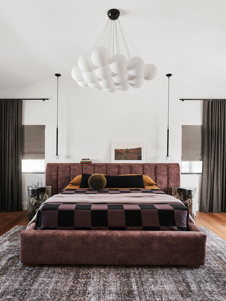 How to Decorate a Bedroom That Mirrors Your Personal Aesthetic