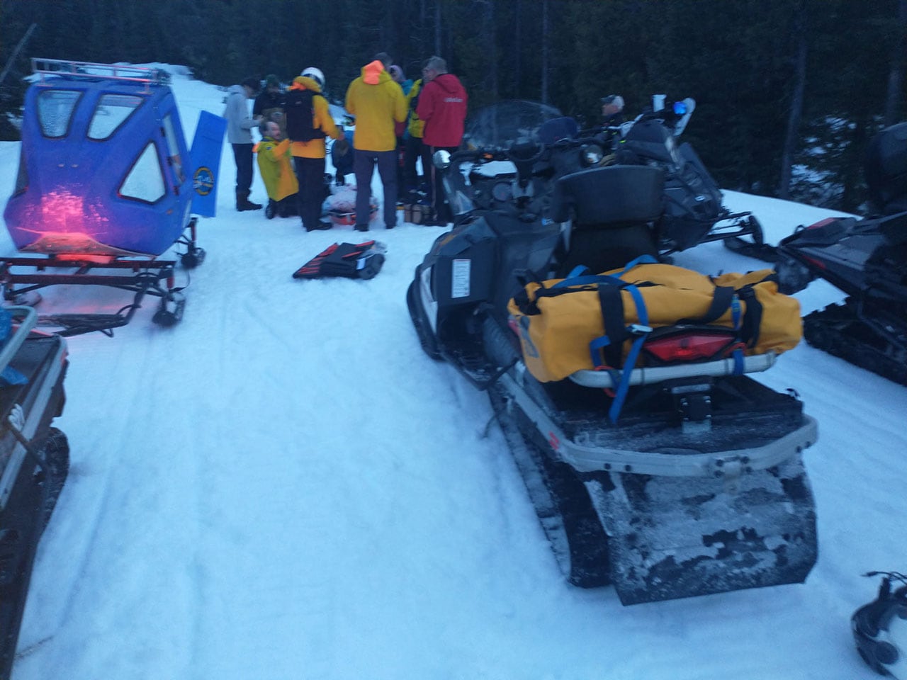 14-year-old seriously hurt in snowmobile crash in Deschutes County
