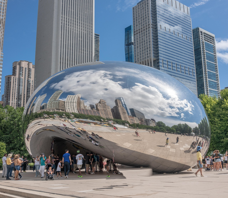 Top Things to Do in Chicago: Must-See Attractions & Hidden Gems