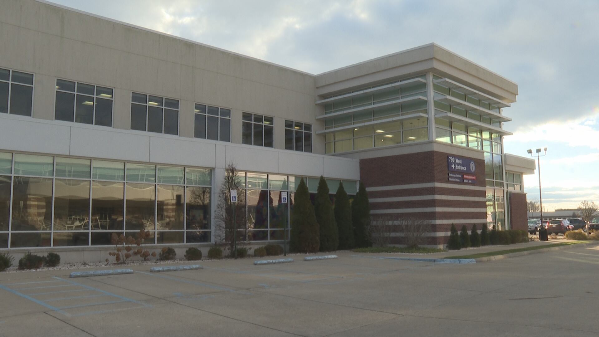 Have a respiratory illness? Here’s when to seek emergency care vs express care locations