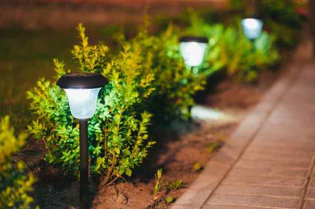 15 solar powered home gadgets for under $25