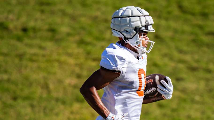Multiple Texas Longhorns Limited in Spring Practice